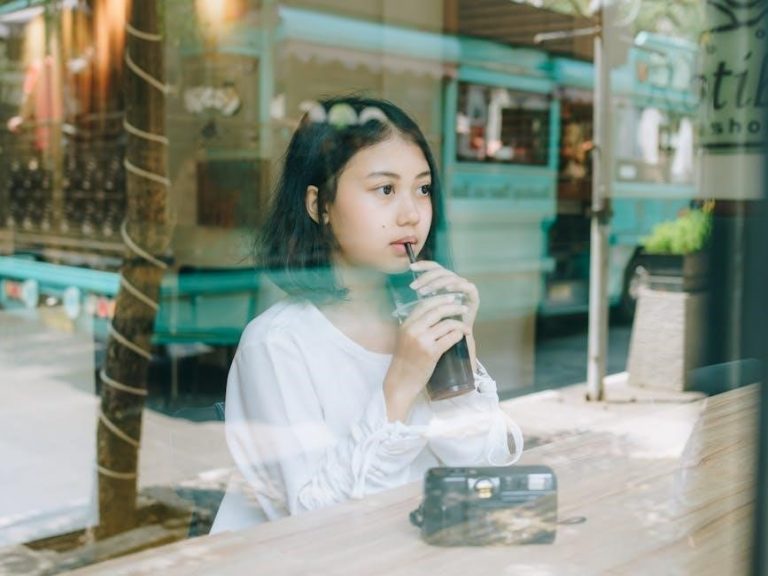 The Front Bar TV Guide - Australia's Ultimate Viewing Companion